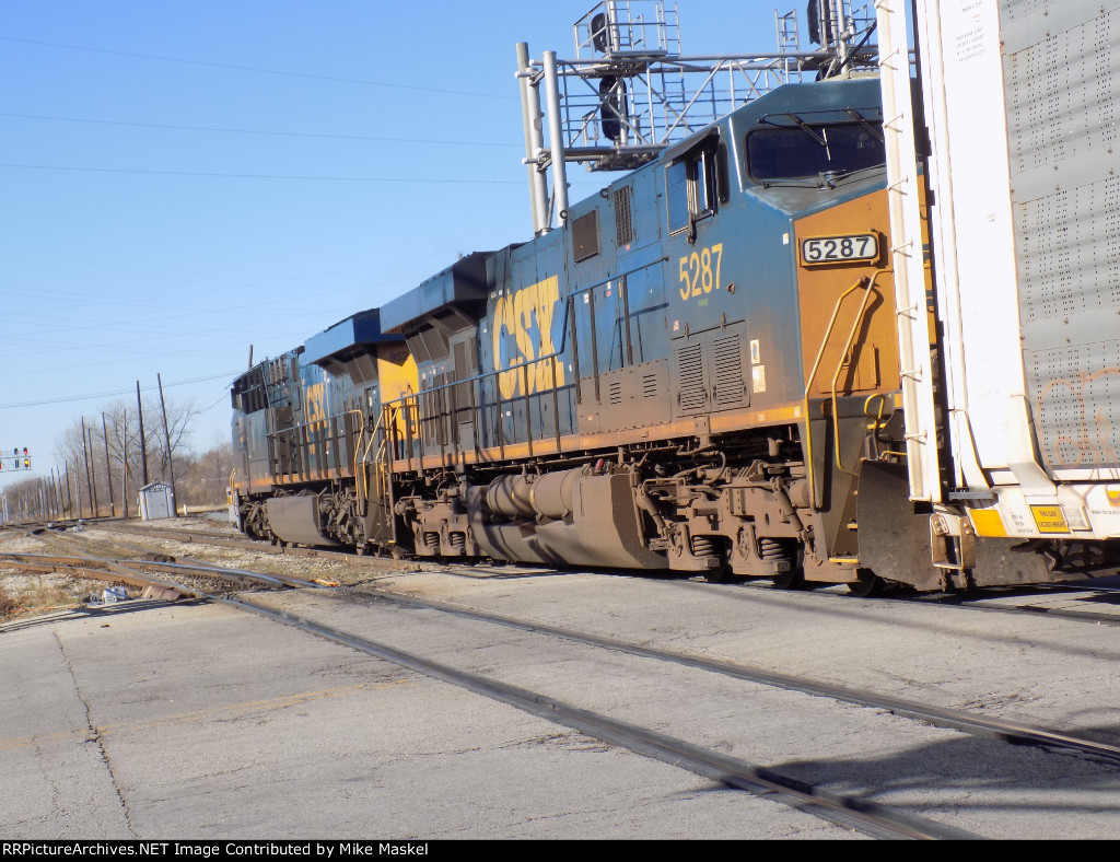 CSX 952
